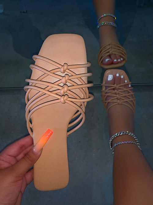 SANDALS – shopofficialbee